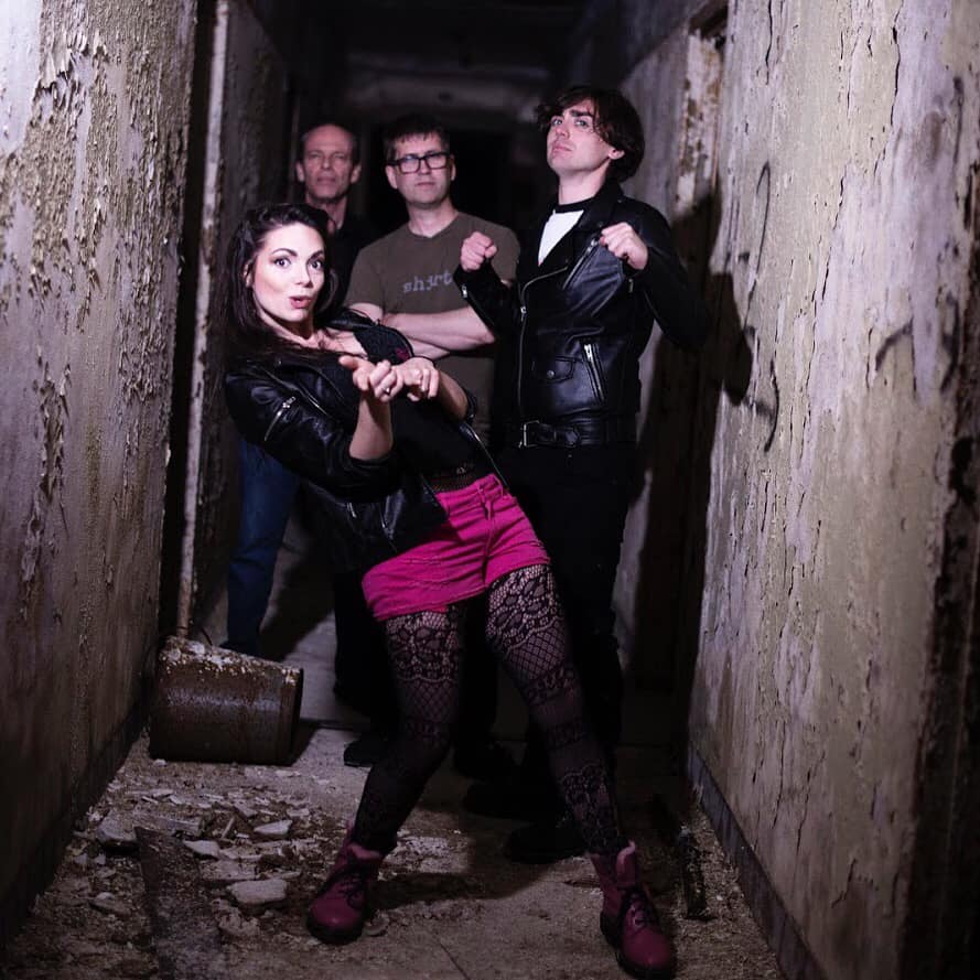 Bad Mary - Criaturas Salvajes