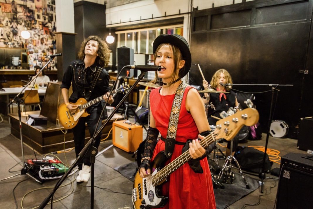 Speed Of Light - Criaturas Salvajes